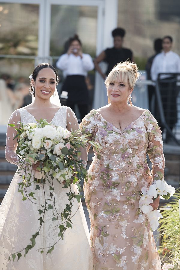 Make Every Mother Feel Special With These Fresh Wedding Flower Ideas ...