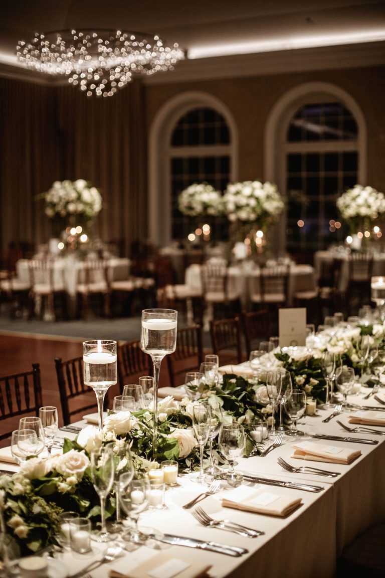 Beautiful Long Tablescape Decor Ideas For Your Wedding Reception | by ...