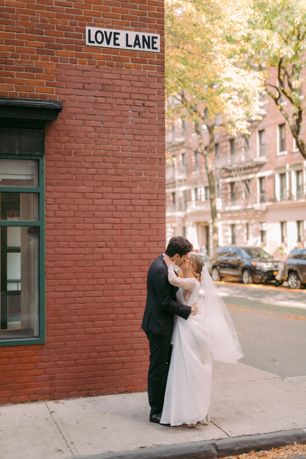 Best Ideas For Capturing Iconic New York City Wedding Photos | by Bride ...