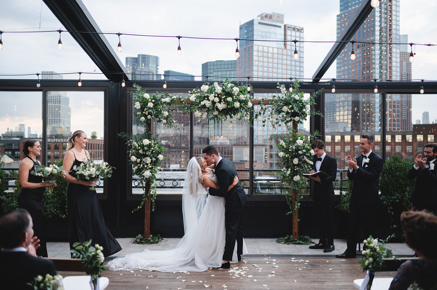 Round, Square, Or Curved: Which Type of Wedding Ceremony Arch Is Right ...