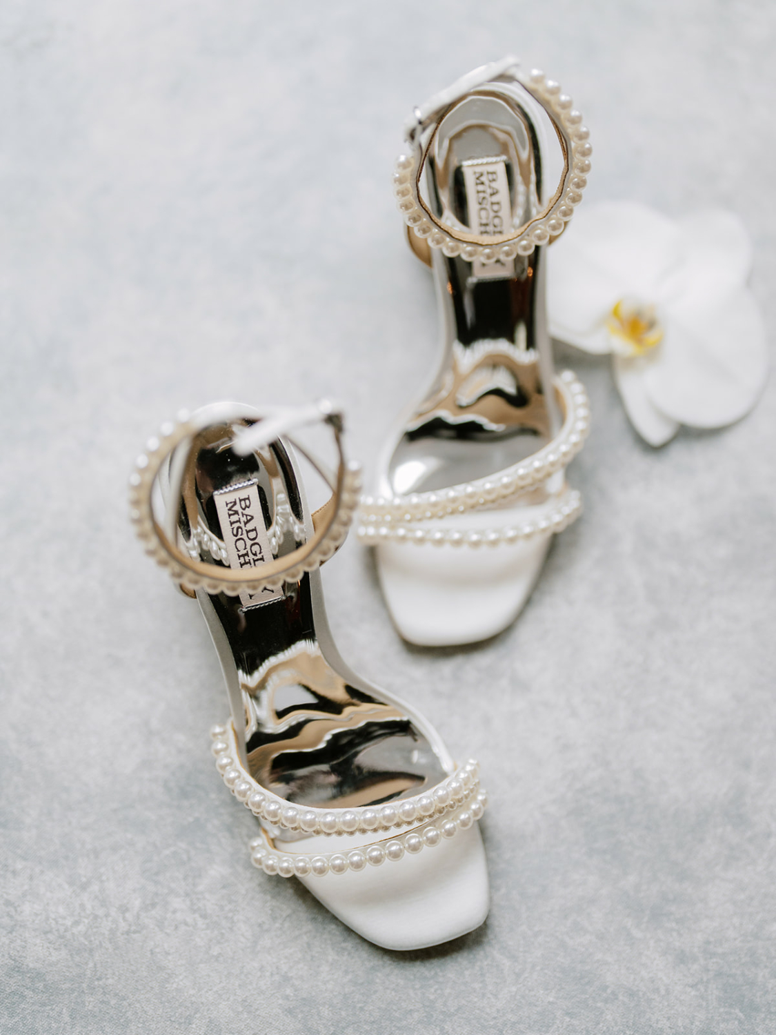 Caroline & Darius: Modern Romance at Bridgehampton Tennis & Surf Club ...