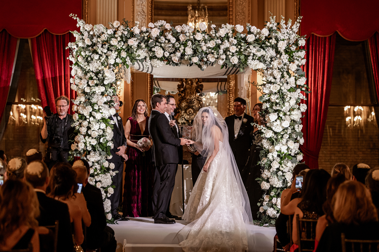 Julia & Nick: A Timeless Affair at the Metropolitan Club | by Bride ...
