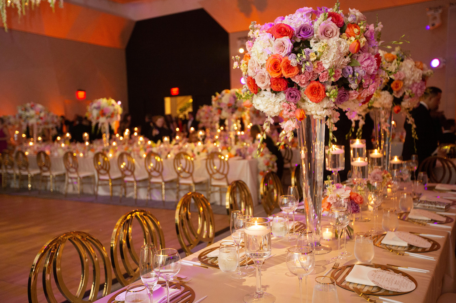 Sugar Flower Wedding Cakes: Masterpiece Desserts Inspired By Bride ...